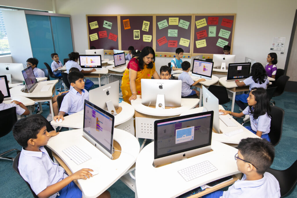 SOLUTIONS BY SMARTLEARN.AI | AI-POWERED LMS